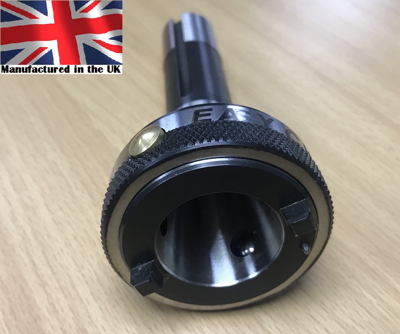 R8 Easy Change Master Adaptor Holder - engineeringsupplies.co.uk